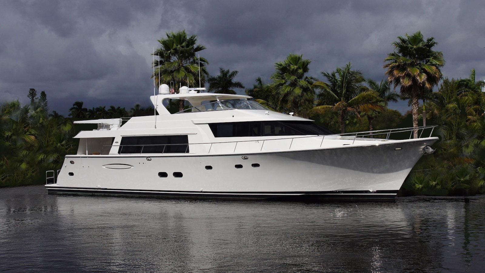 Steadfast yacht (Pacific Mariner, 26.21m, 2006)
